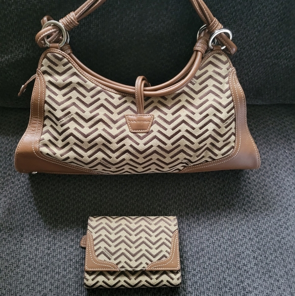 Via Spiga | Bags | Vintage Via Spiga Tanshoulder Hobo Tote Purse And ...